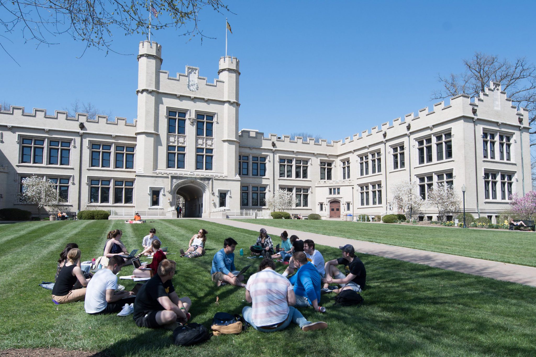 Wooster Faculty Adopts Test-Optional Admission Policy — The College of ...