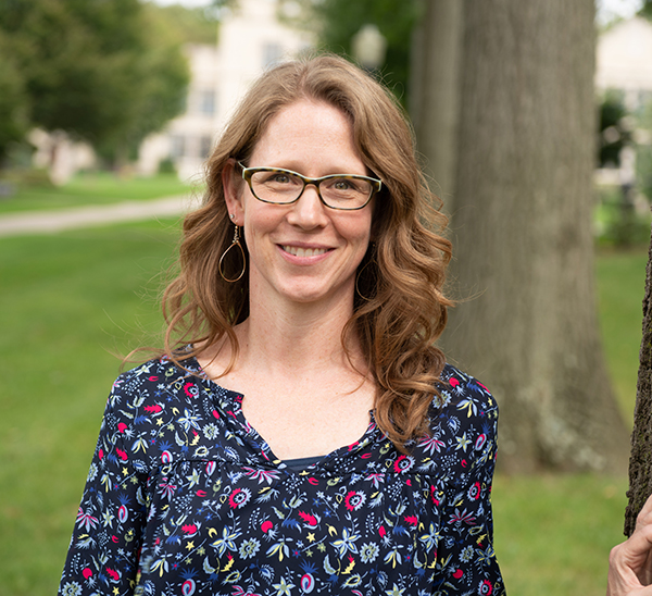Sharon Lynn — The College of Wooster