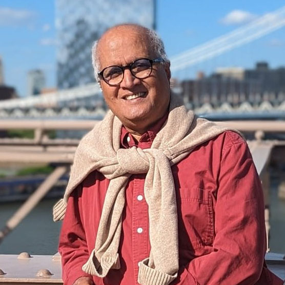 Peter deSouza — The College of Wooster