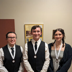 Ohio Light Opera summer season provides students hands-on theatre ...