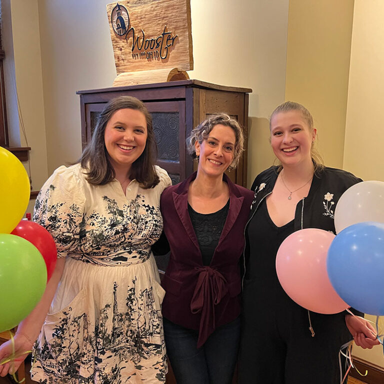 Ohio Light Opera summer season provides students hands-on theatre ...